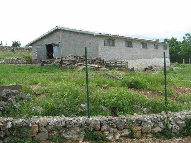 farma za koze sa opremljenom mini siranom - Oprema i dijelovi ...