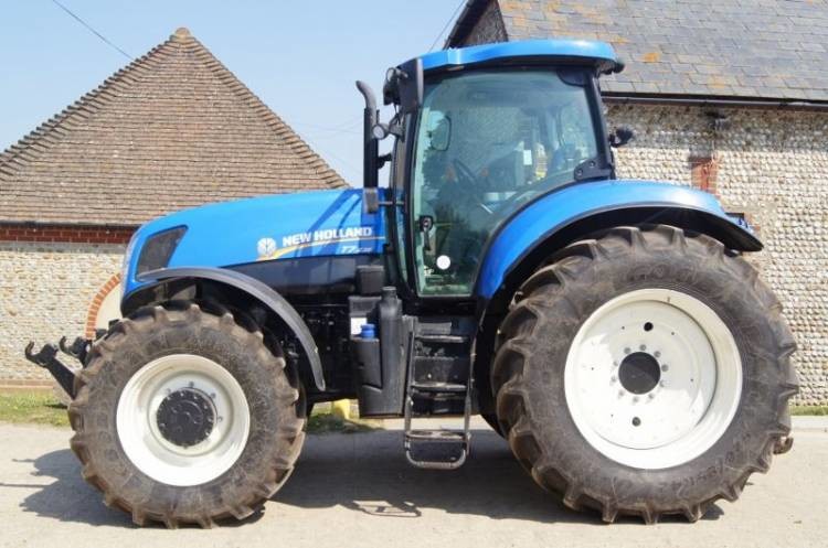 Traktor New Holland T7.235 - Traktori - Poljoprivredni oglasnik ...