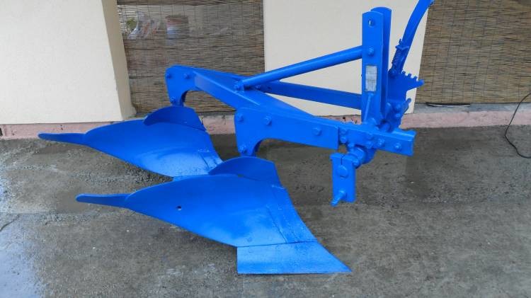 Plug olt 2 brazde,12" - Obrada tla - Poljoprivredni oglasnik | Agroklub.com