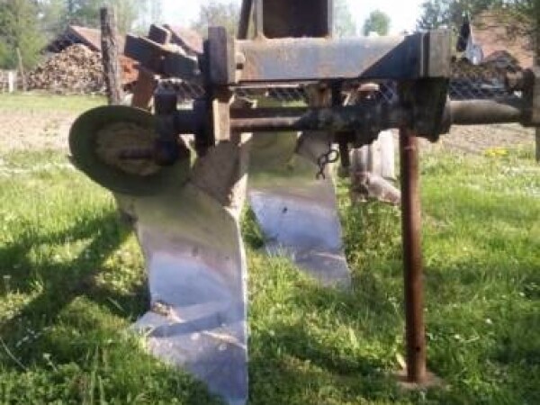 plug pantera dvobrazni 16 cola - Obrada tla - Poljoprivredni oglasnik ...