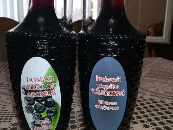 Liker od aronije - Vina, likeri i rakije - Poljoprivredni oglasnik ...