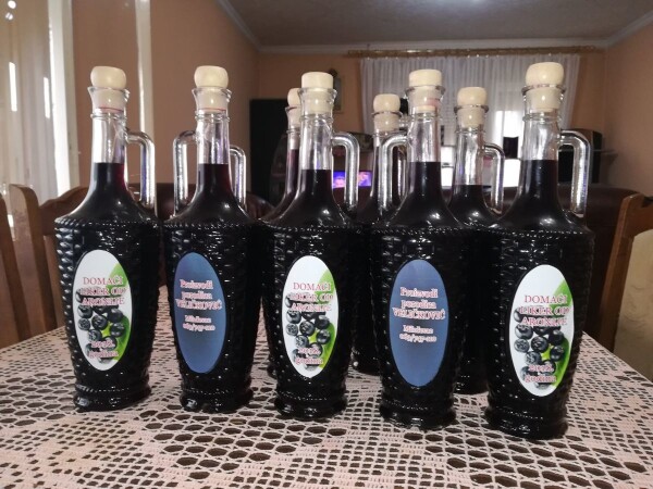 Liker od aronije - Vina, likeri i rakije - Poljoprivredni oglasnik ...