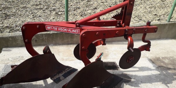 PLUG IMT 755 10 COLA VISOKI 1 BOJA SUPER STANJE - Obrada tla ...