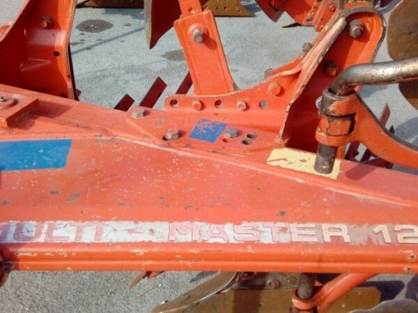 Plug KUHN MM 121 - Mehanizacija - Poljoprivredni oglasnik | Agroklub.com