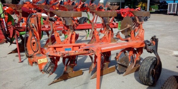 Plug KUHN MM 121 - Mehanizacija - Poljoprivredni oglasnik | Agroklub.com