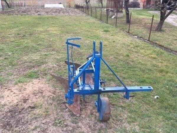 PLUG OLT 10 COLA NA POMICANJE KAO NOV JAKO MALO KORIŠTEN - Obrada tla ...