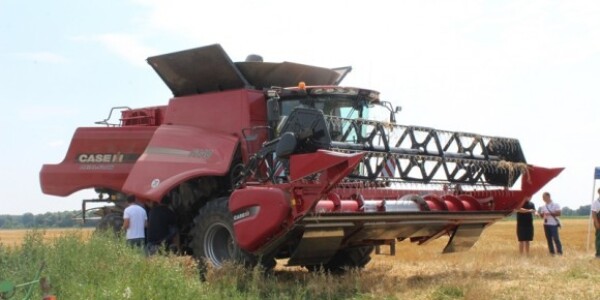 Prezentacija Case Axial Flow 6140 kombajna - Foto prilozi | Agroklub.rs
