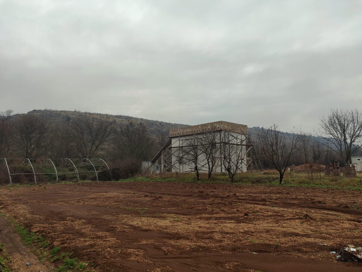 Stradala poljoprivredna imanja u Hercegovini: "Što je uzorano to je ...