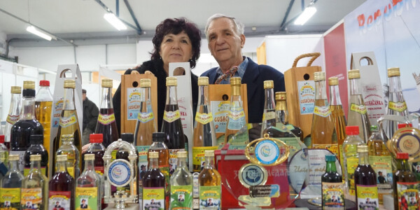 Gusačanka, rakija s tradicijom dugom preko 160 godina - Prehrambena ...